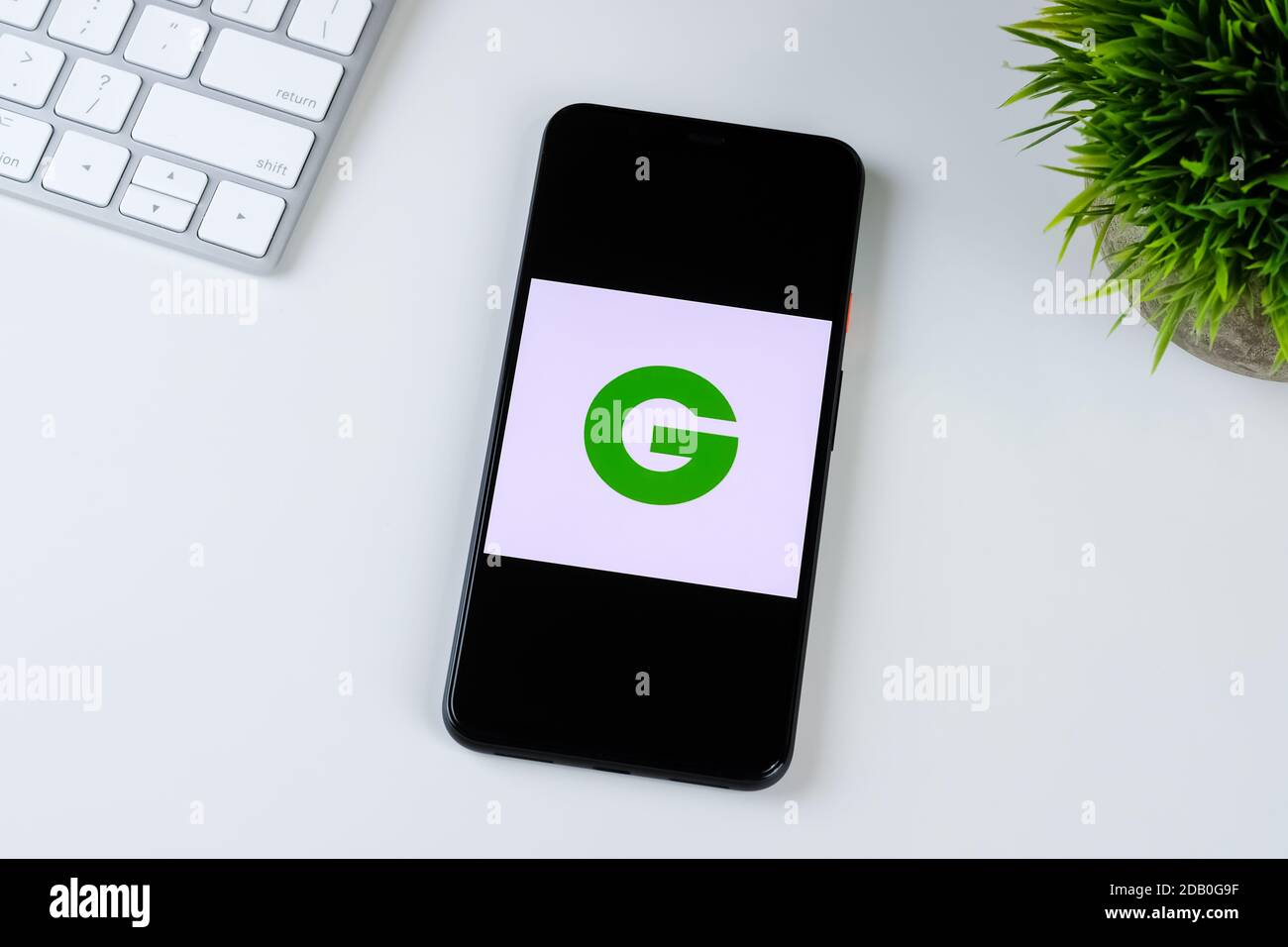 Groupon application hi-res stock photography and images - Alamy