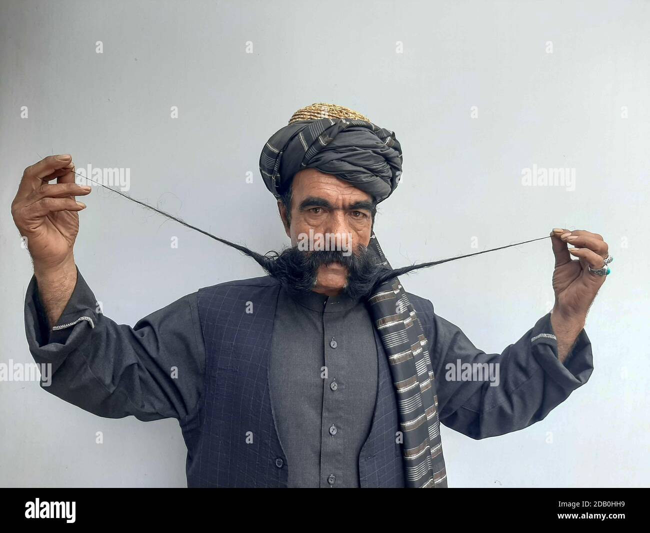 Afghan tailor hi-res stock photography and images - Alamy