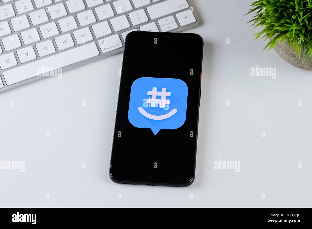 GroupMe app logo on a smartphone screen Stock Photo - Alamy