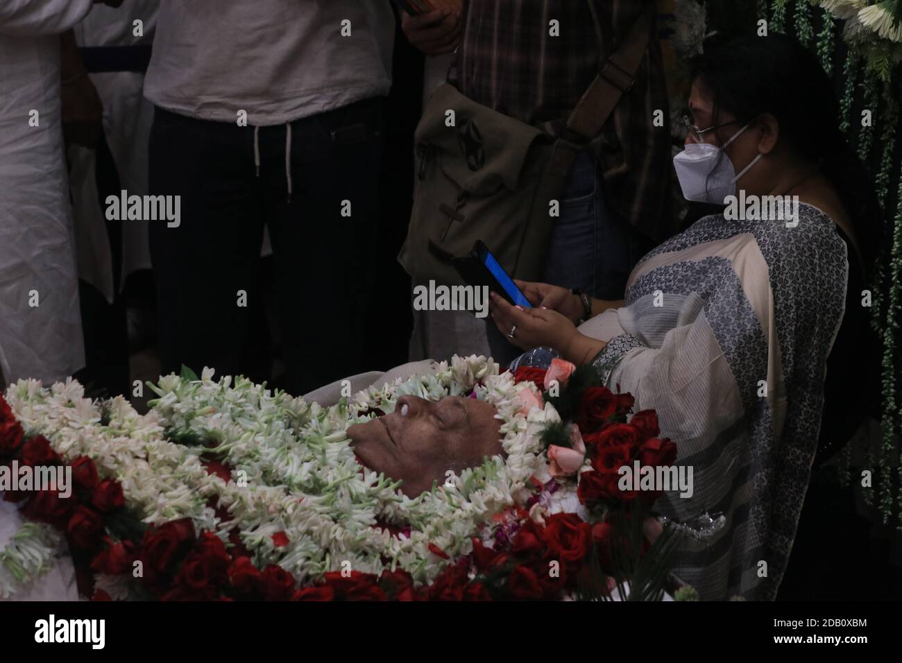 Kolkata, India. 15th Nov, 2020. (Editor's Note: Image depicts death ...