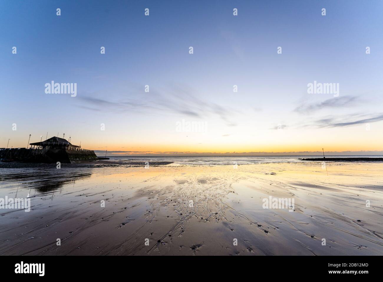 English channel sea from below hi-res stock photography and images - Alamy