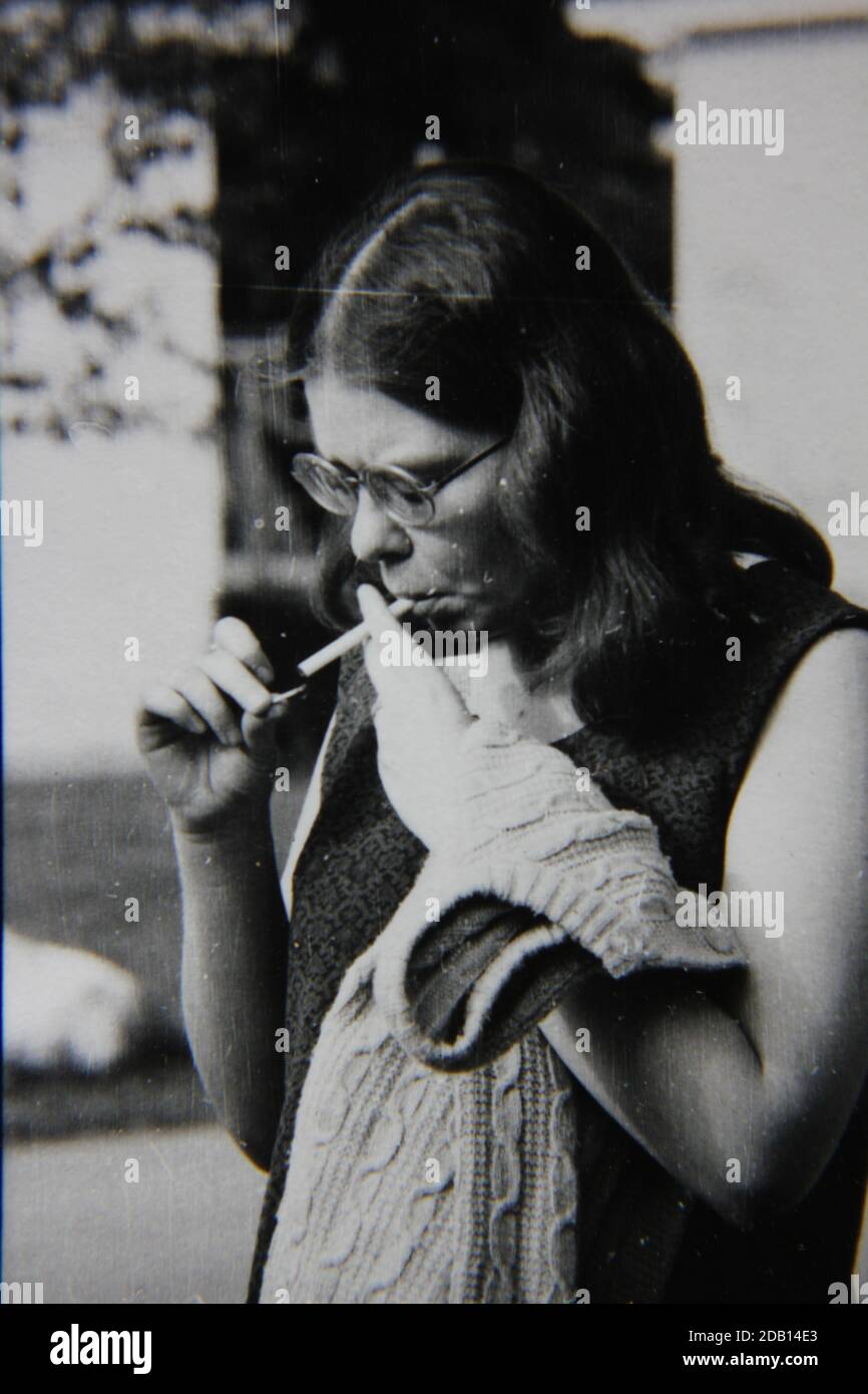 1970s cigarette smoker hi-res stock photography and images - Alamy