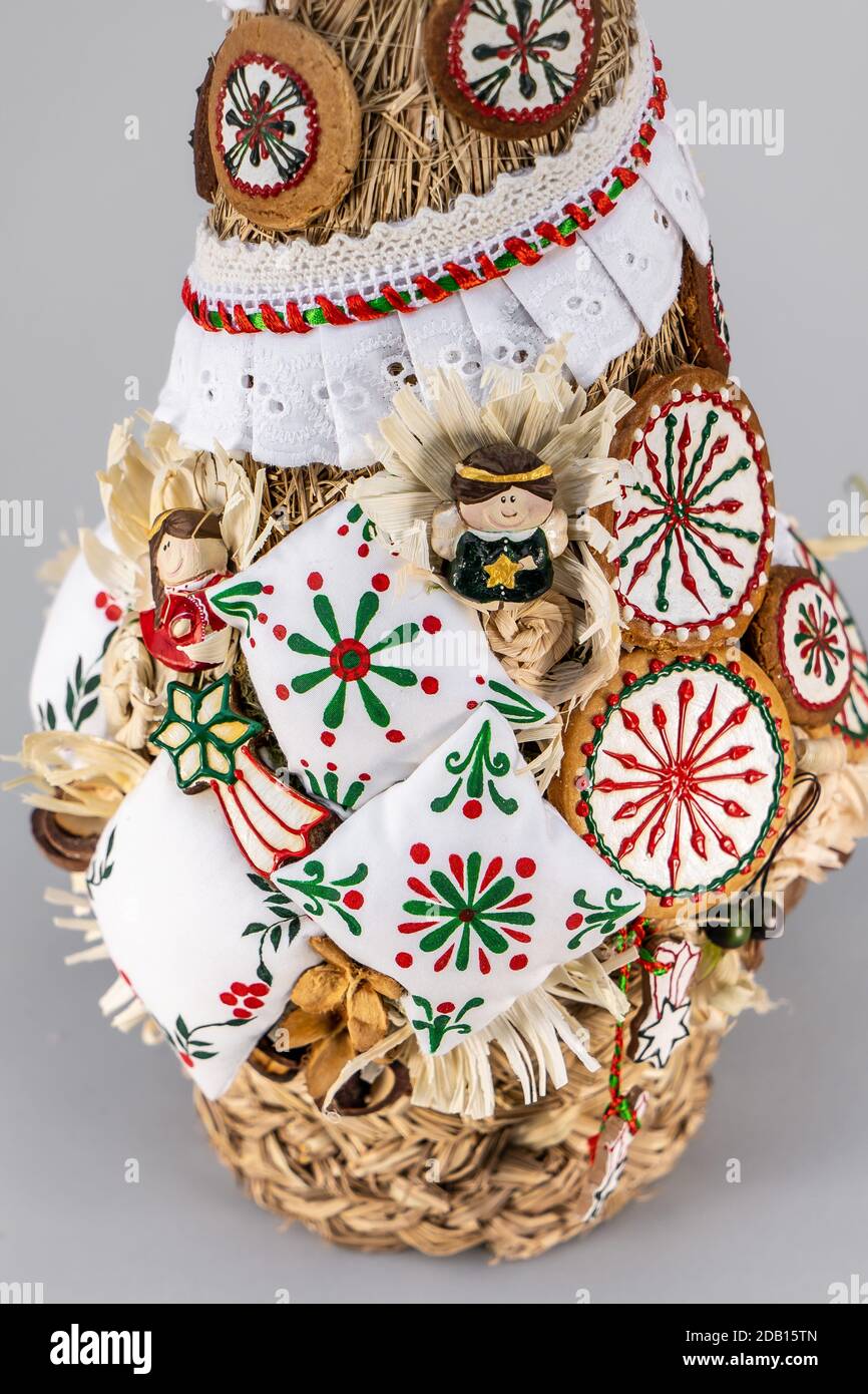 Christmas tree table cones mini decoration for new year celebration ...