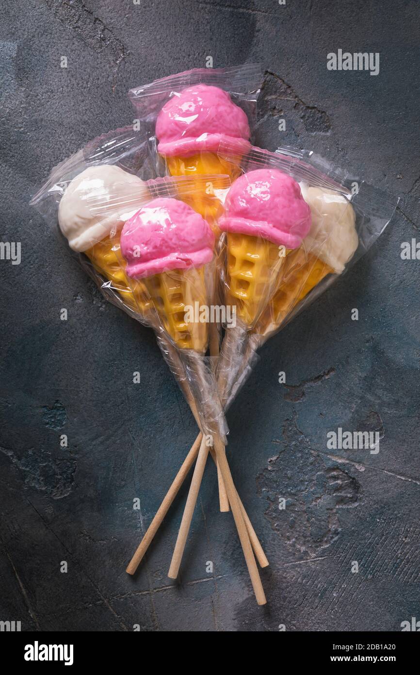 Ice Cream Lollipops