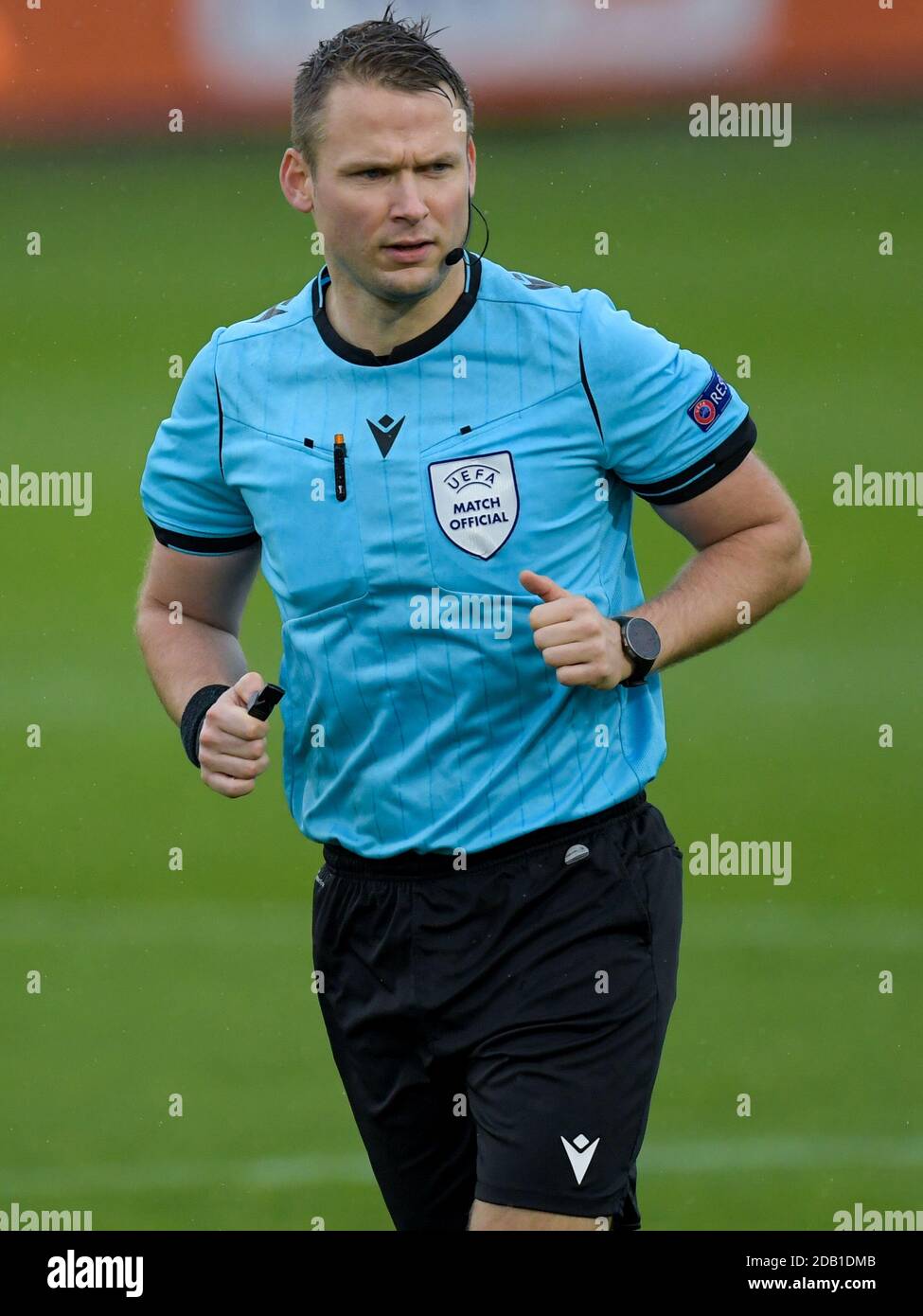 Referee holland hi-res stock photography and images - Alamy
