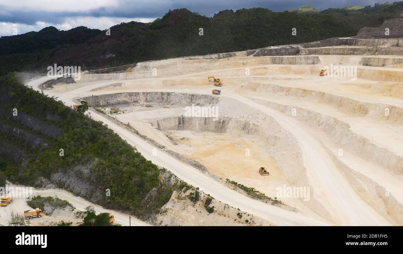 Mining industry of philippines hi-res stock photography and images - Alamy