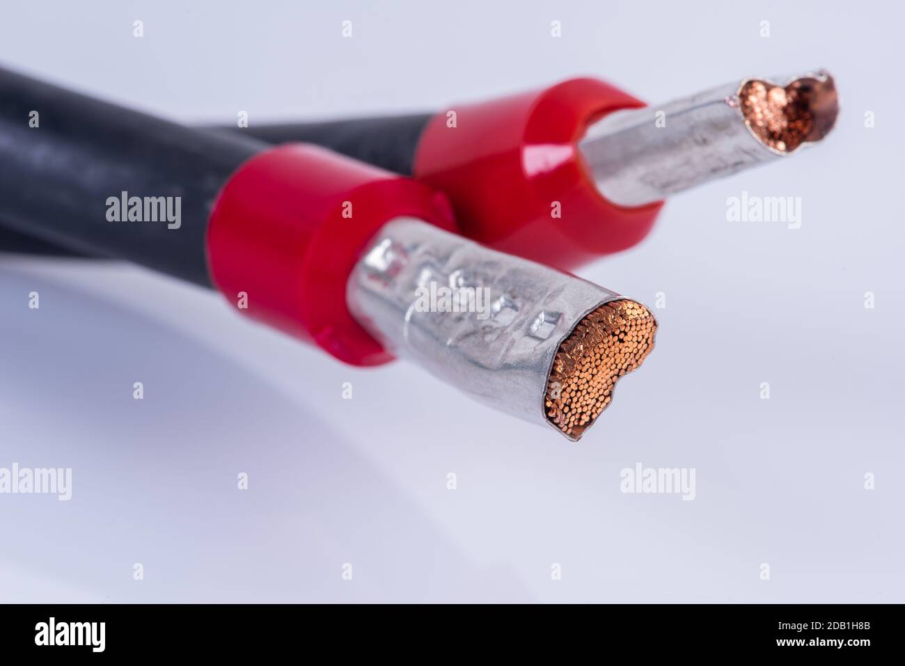 Electrical insulation hi-res stock photography and images - Alamy