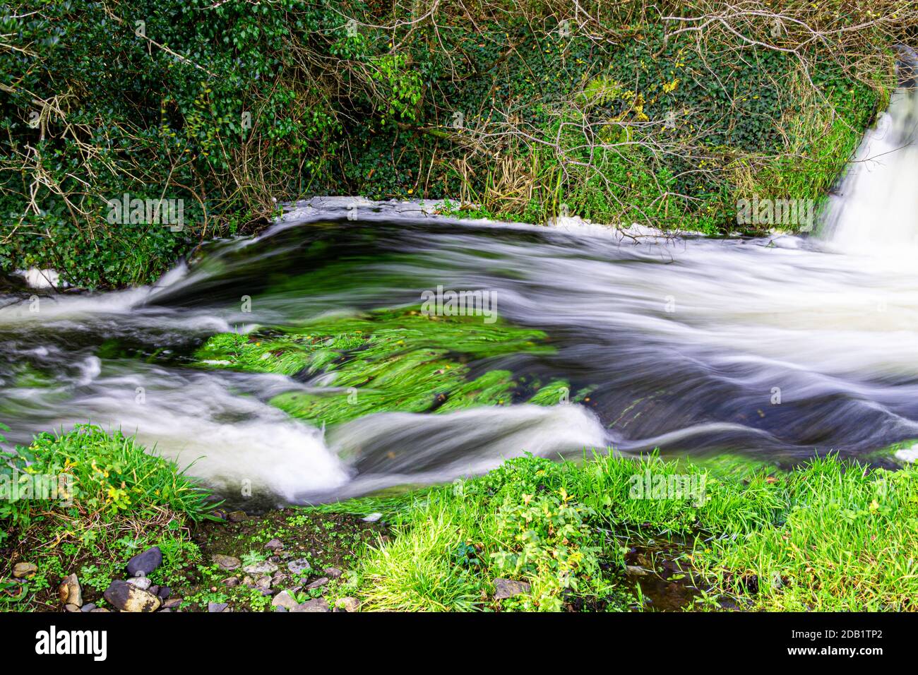 Water moving over rocks hi-res stock photography and images - Alamy