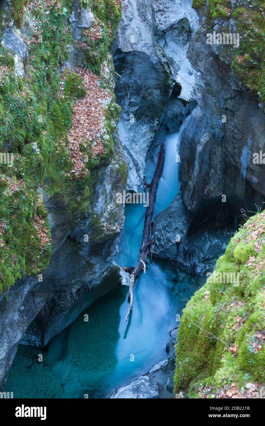 Emerald gorge hi-res stock photography and images - Alamy