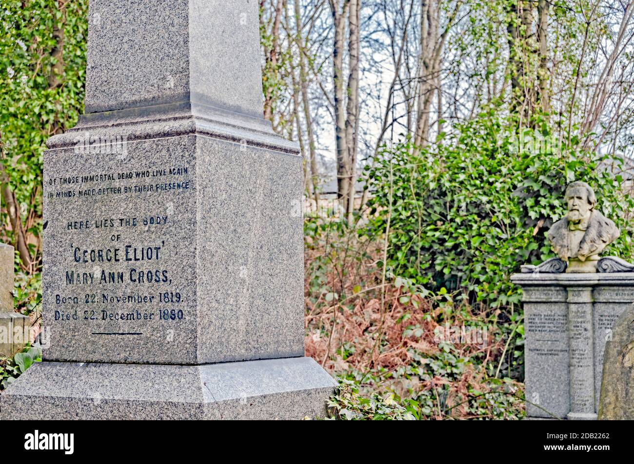 Grave of George Eliot on Highgate Cemetery; Grab von George Eliot Stock ...