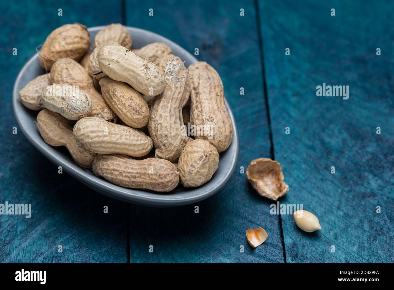 Cameroon nut hi-res stock photography and images - Alamy