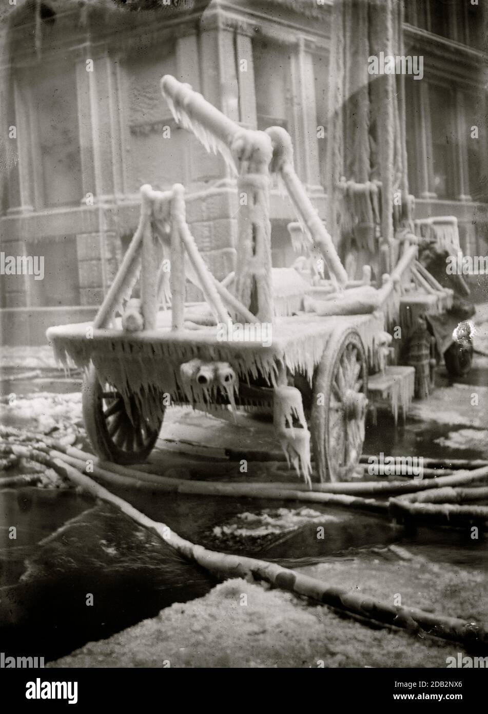 fire at the Equitable Building, Pine Street, Brooklyn, New York City ...