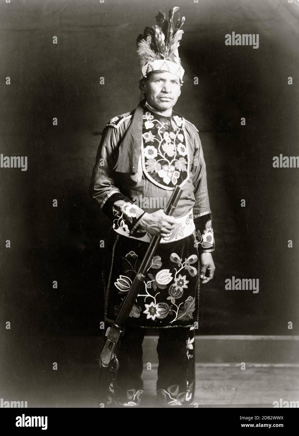 Ojibwa hi-res stock photography and images - Alamy