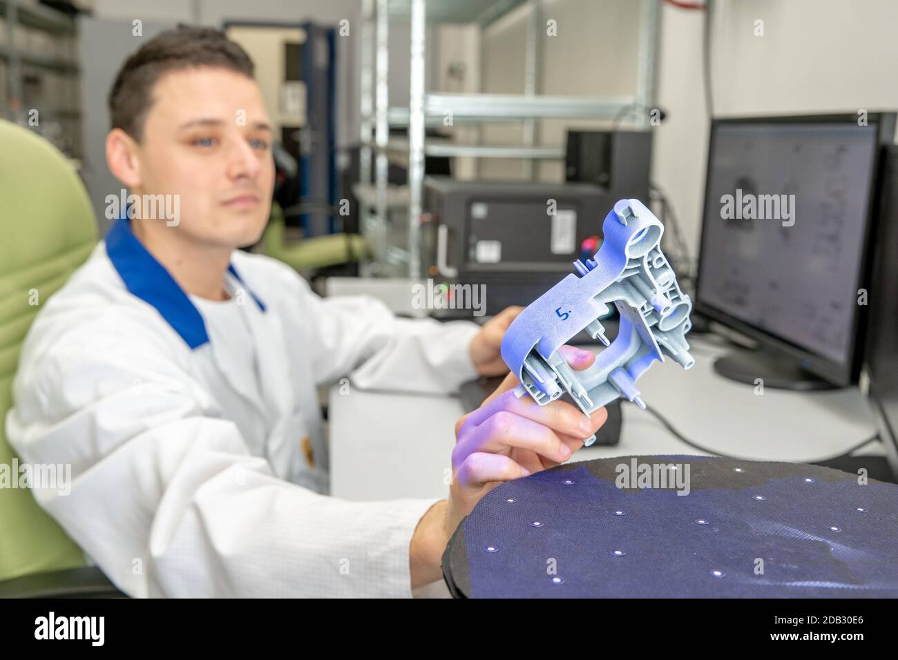 technically professional machine for 3D scanning and measurement of ...