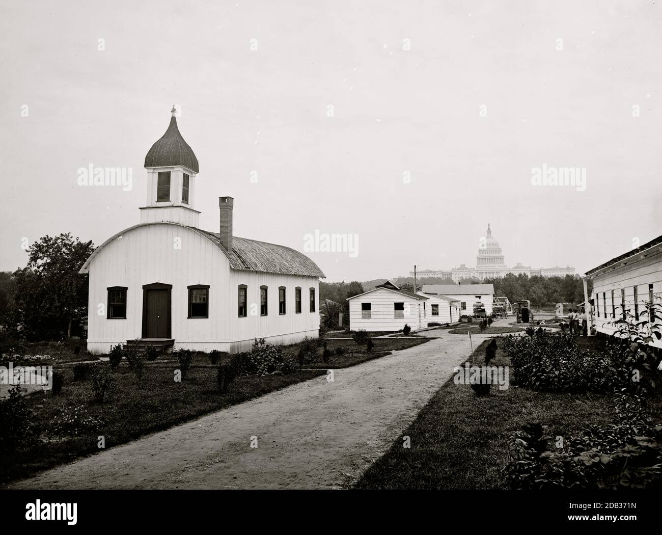 Dc armory hi-res stock photography and images - Alamy