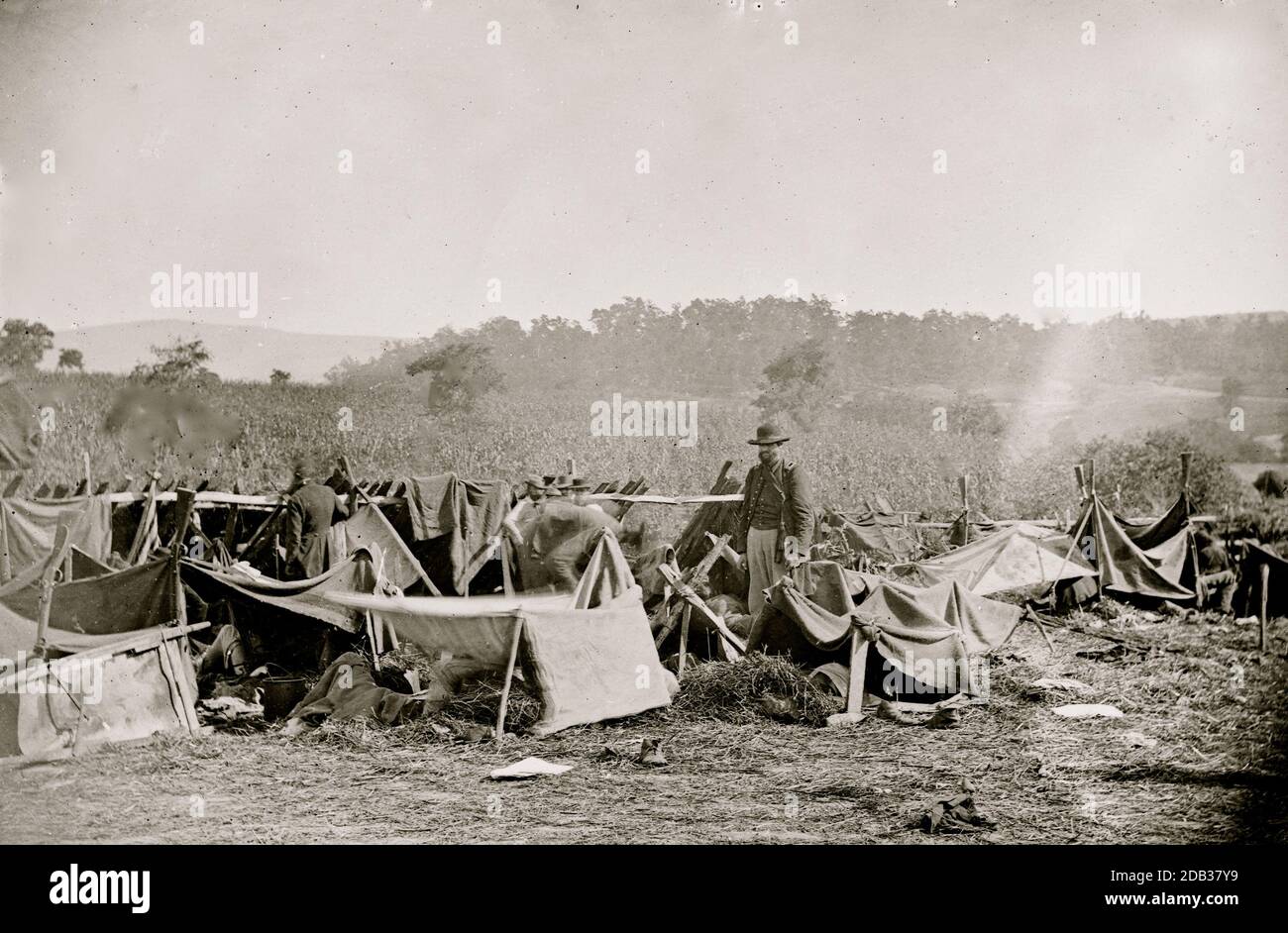 Keedysville, Md., vicinity. Confederate wounded at Smith's Barn, with ...