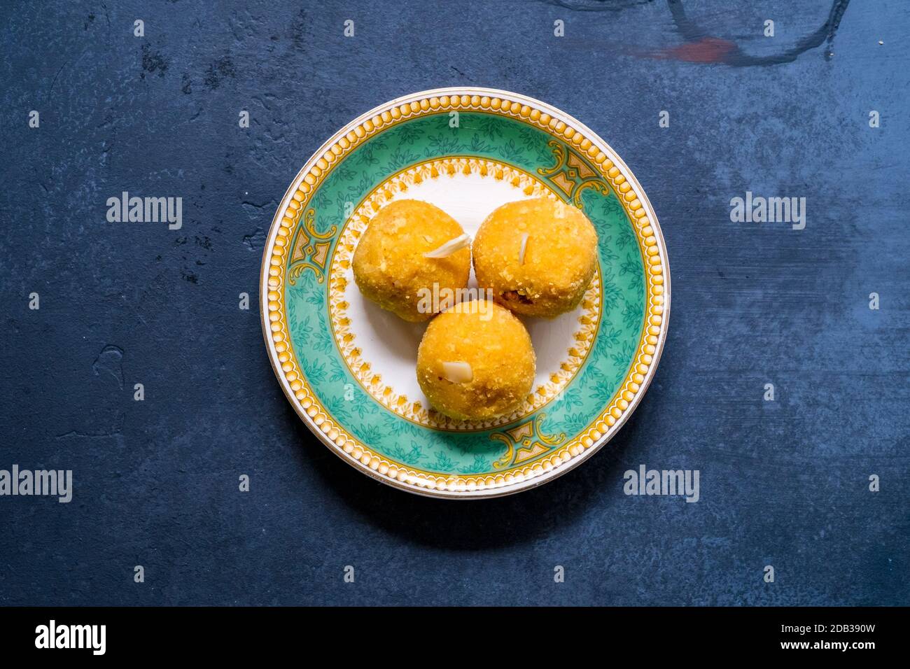 Chopsticks in packaging hi-res stock photography and images - Alamy