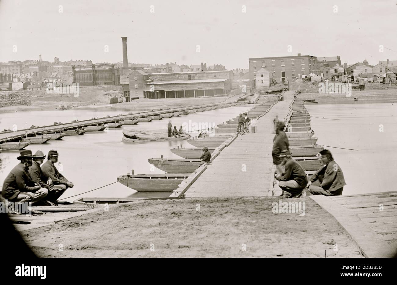 Varina Landing, Virginia. Pontoon bridge across the James river ...