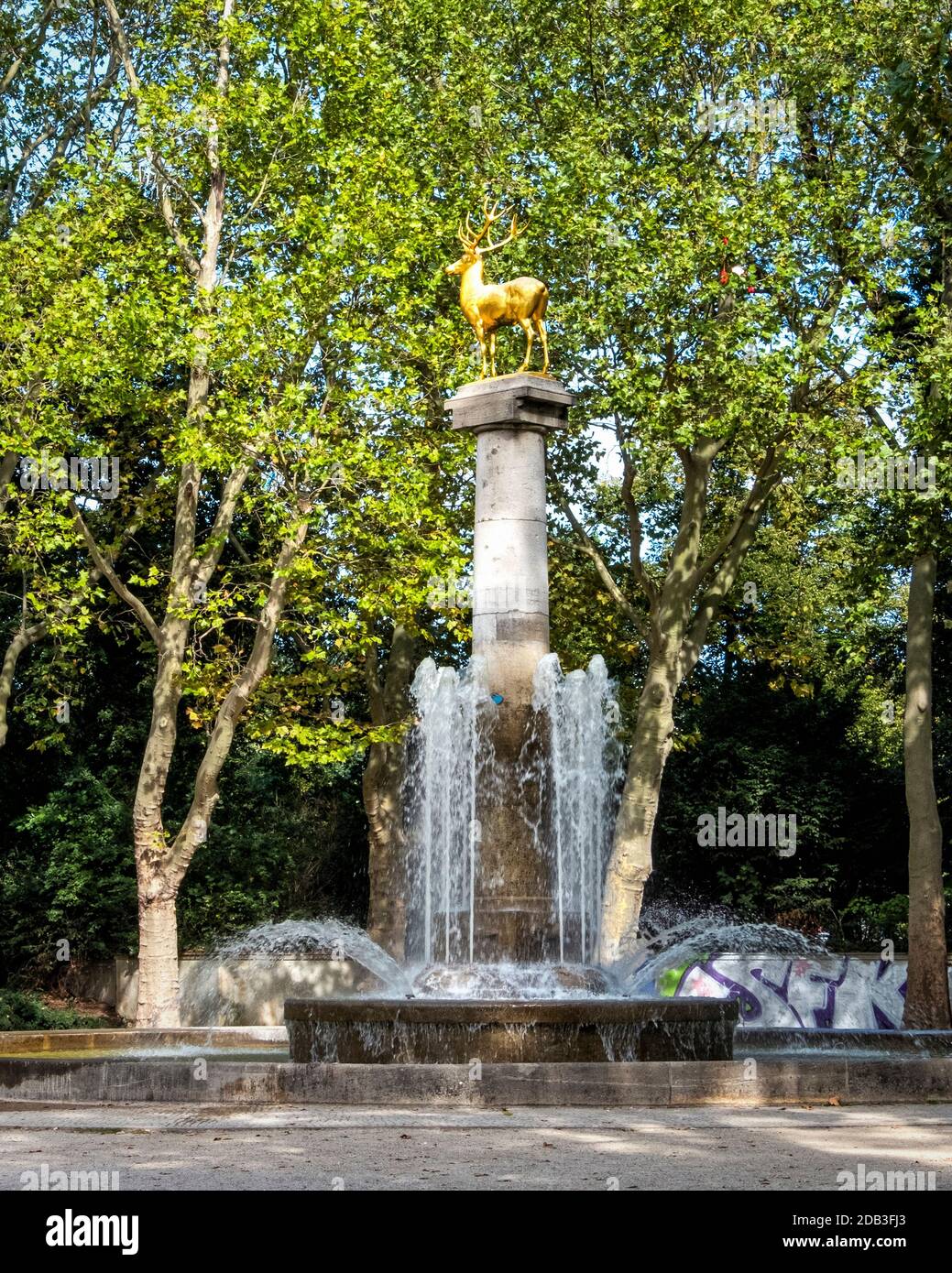 Fountain with Golden stag, 8.8 metre column with heraldic animal of ...