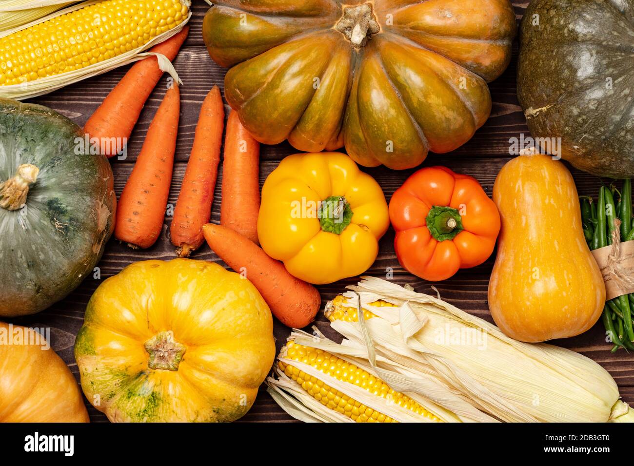 Autumn harvest of pumpkins and other vegetables Stock Photo - Alamy