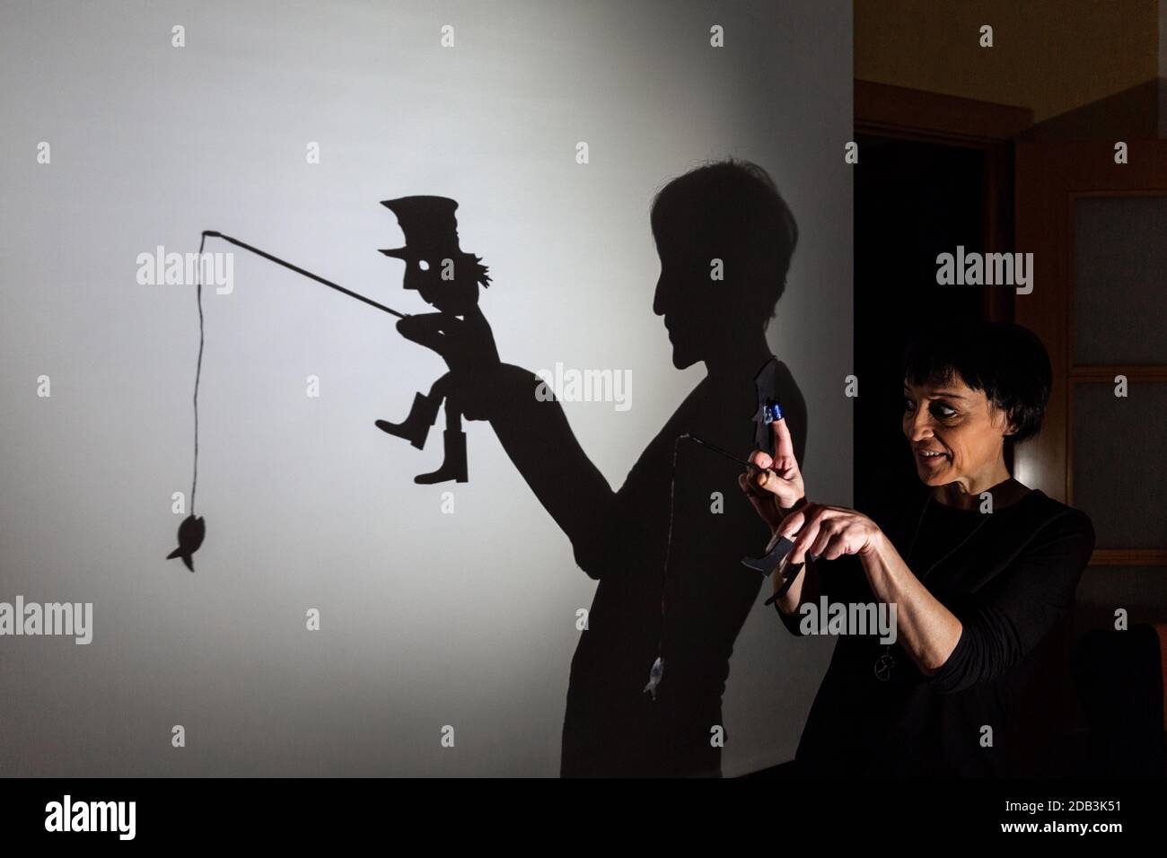 Rod marionette hi-res stock photography and images - Alamy