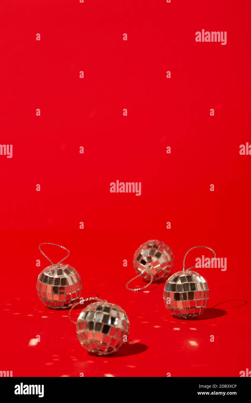 Red disco ball hi-res stock photography and images - Alamy