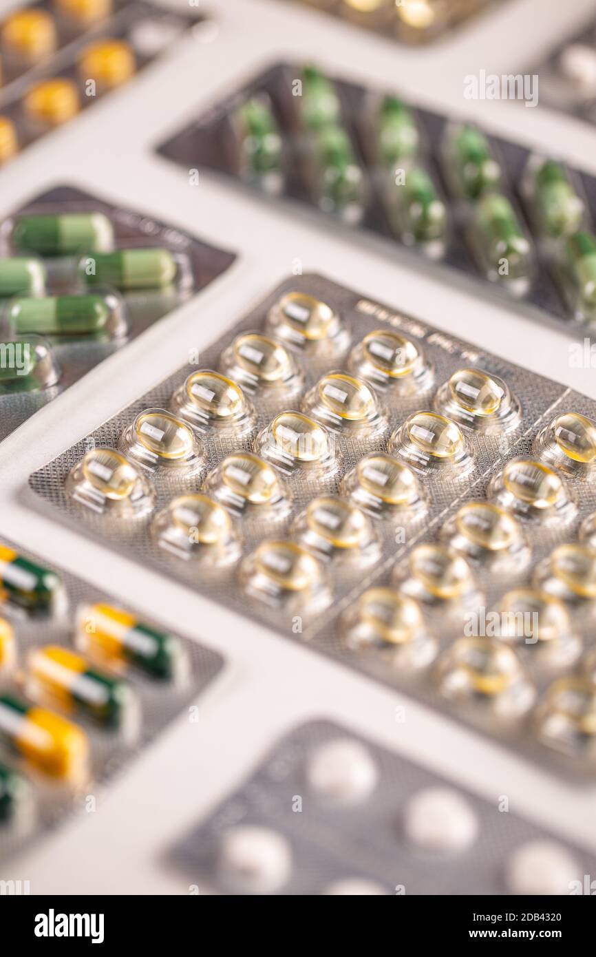 Set of various tablets and capsules in blisters Stock Photo - Alamy