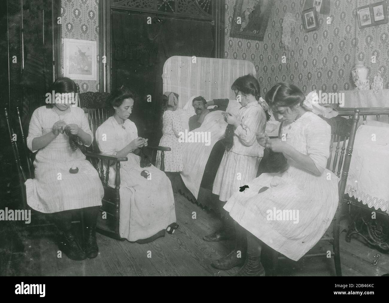 Child, Labor, Child Labor, tenements, immigrants Family, Cottage ...