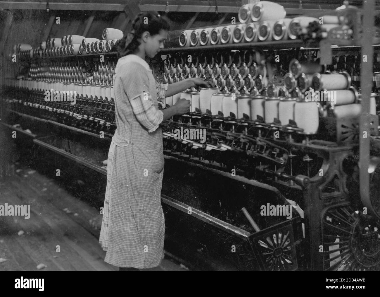 Linen mill hi-res stock photography and images - Alamy