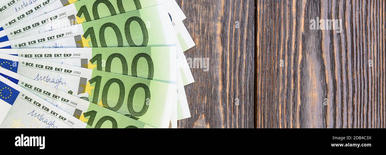 Large stack fan banknotes hi-res stock photography and images - Alamy