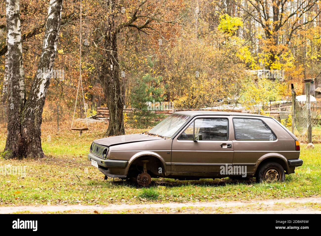 Beige car hi-res stock photography and images - Alamy