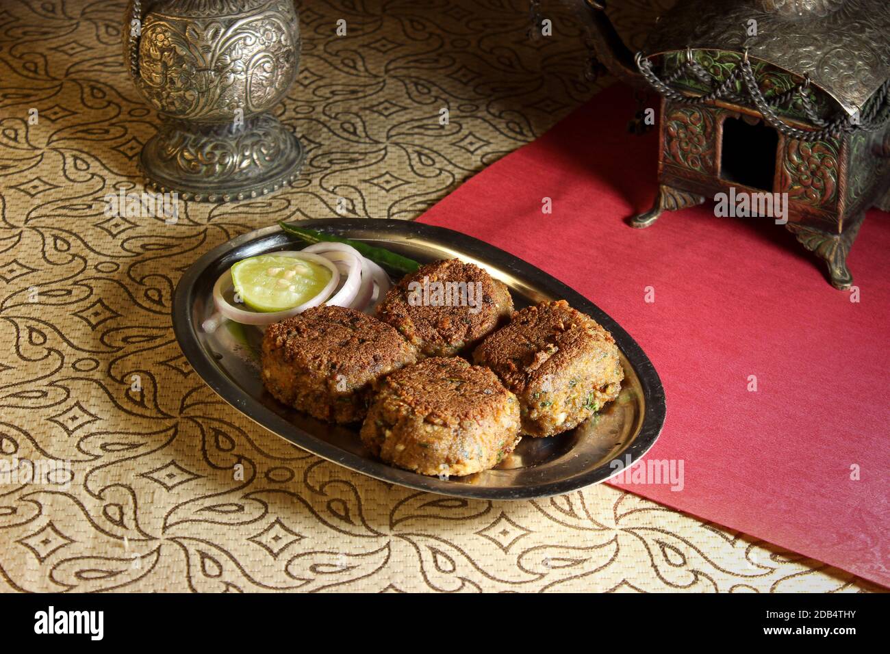 Shami kabab hi-res stock photography and images - Alamy