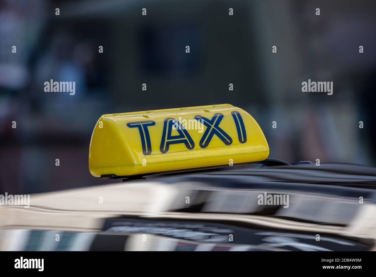 Taxi stand signboard hi-res stock photography and images - Alamy