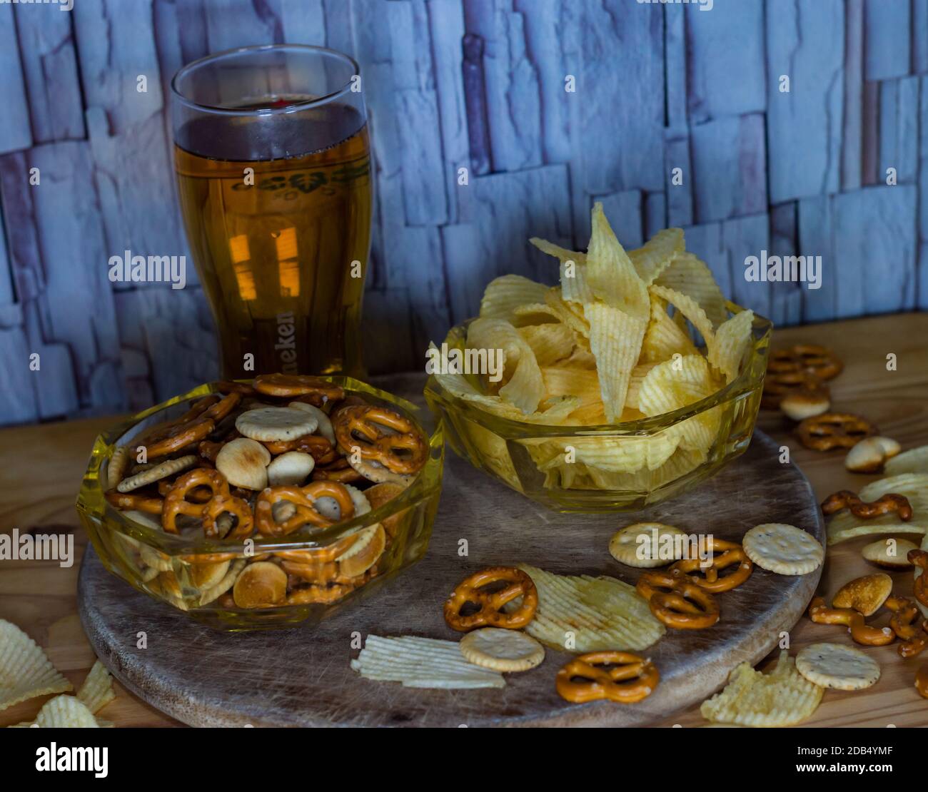 Cold beer snacks and potato chips Stock Photo - Alamy