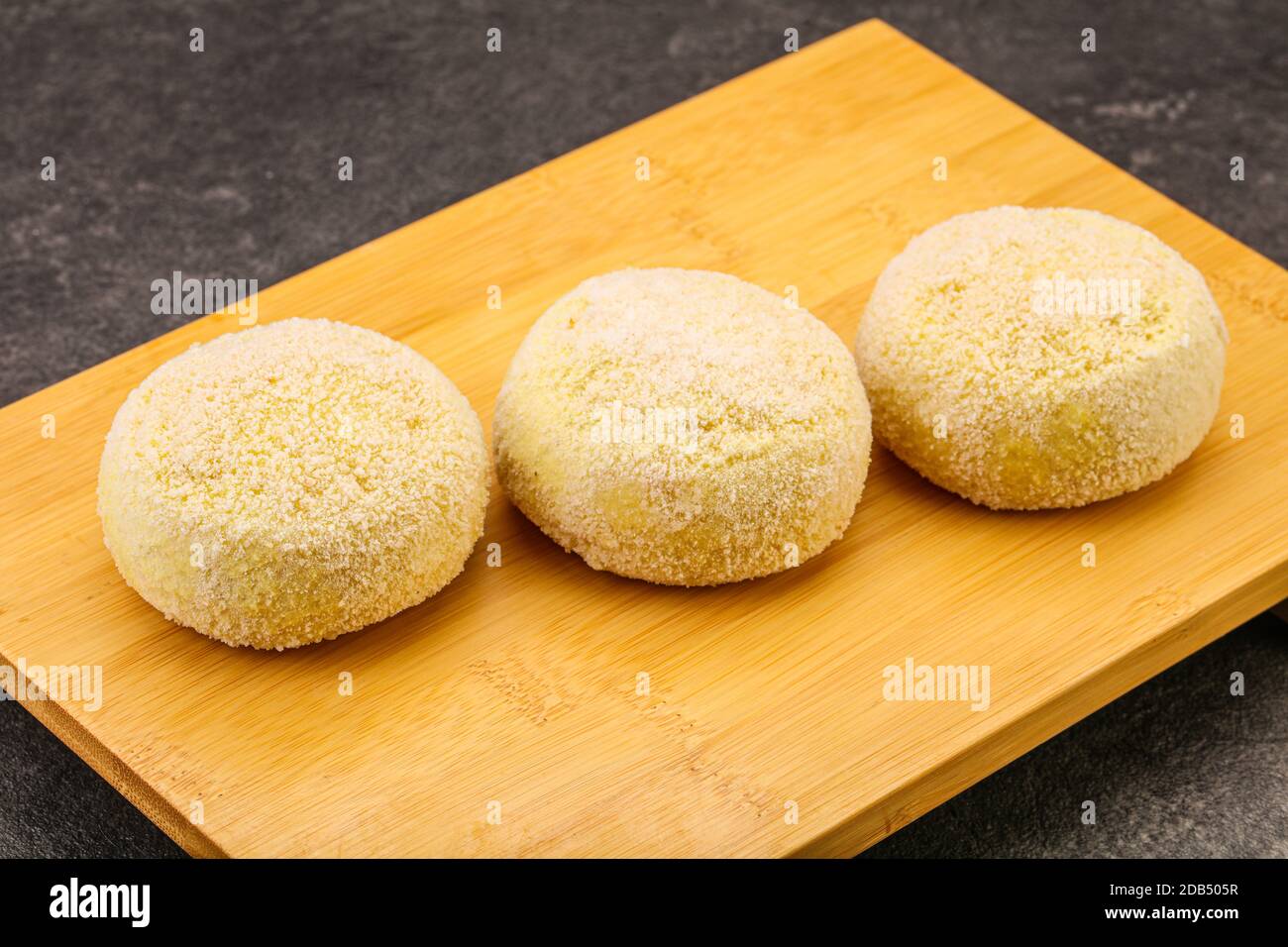 Raw potato zrazy - stuffed potato cutlet - for cooking Stock Photo - Alamy