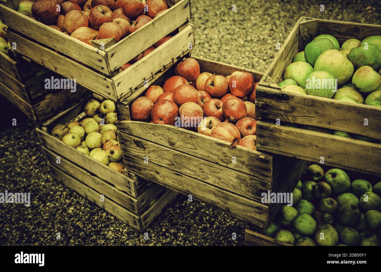 Full harvest boxes orchard farm hi-res stock photography and images - Alamy