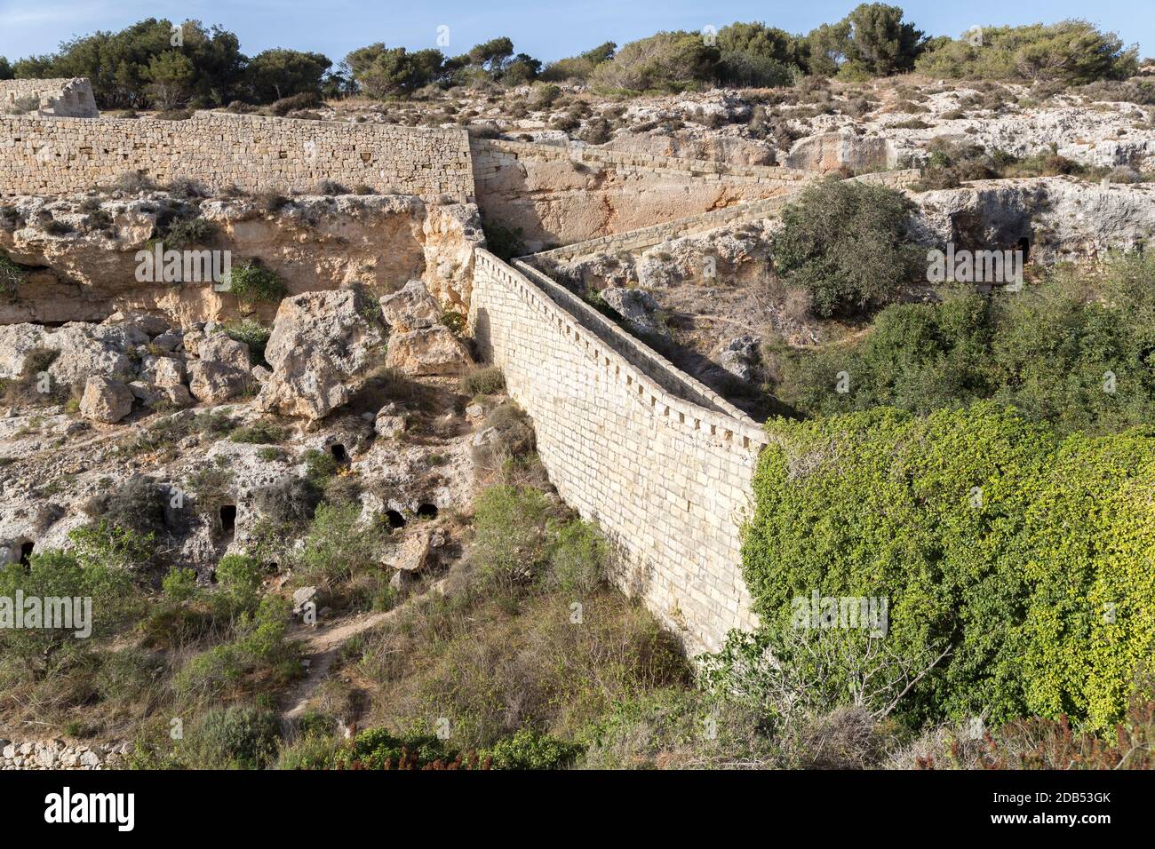 A second of wall in the Victoria Lines, Malta Stock Photo - Alamy