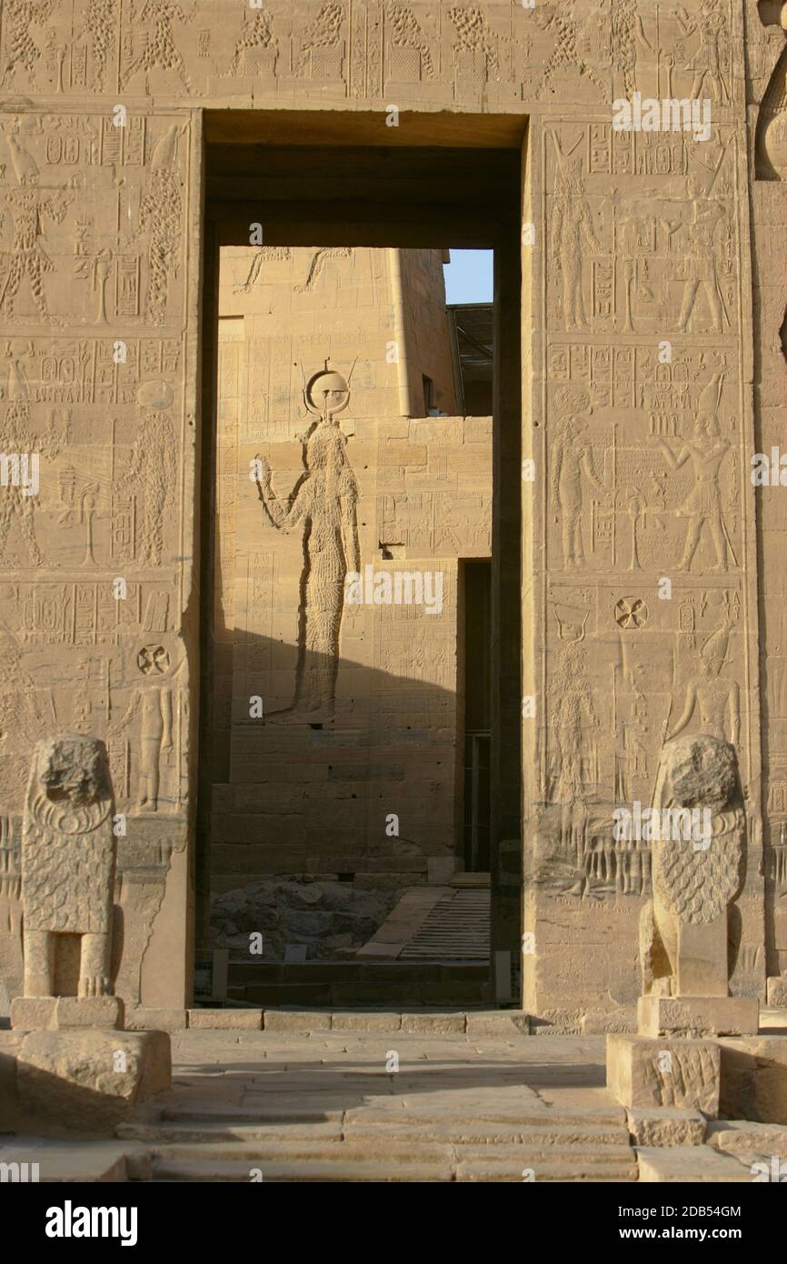 île de philae hi-res stock photography and images - Alamy