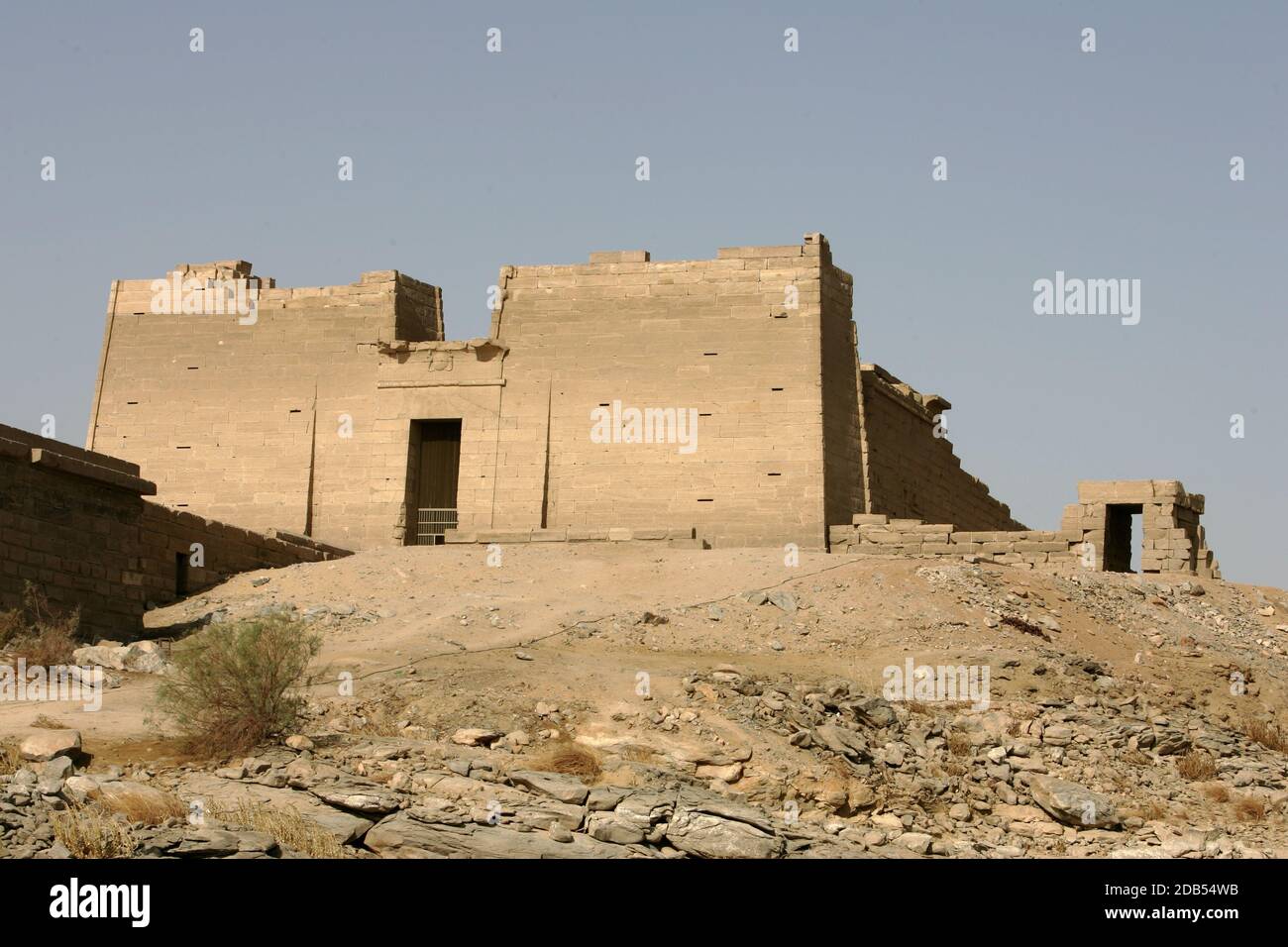 Temple of kalabsha hi-res stock photography and images - Alamy