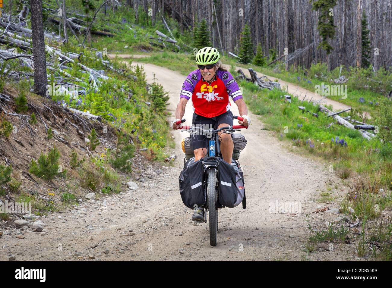 Bicycle road maps hi-res stock photography and images - Alamy