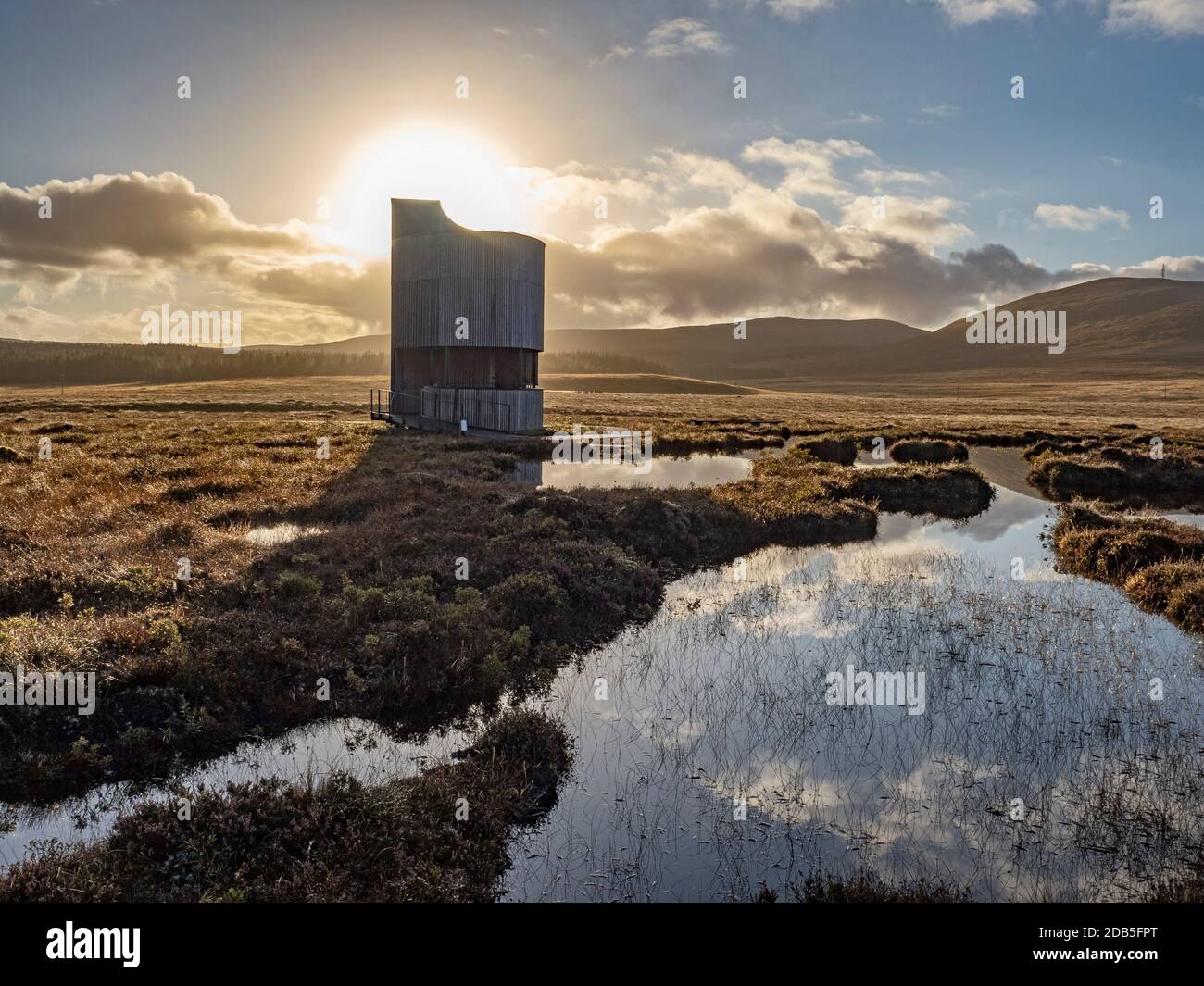 Flows viewing tower hi-res stock photography and images - Alamy