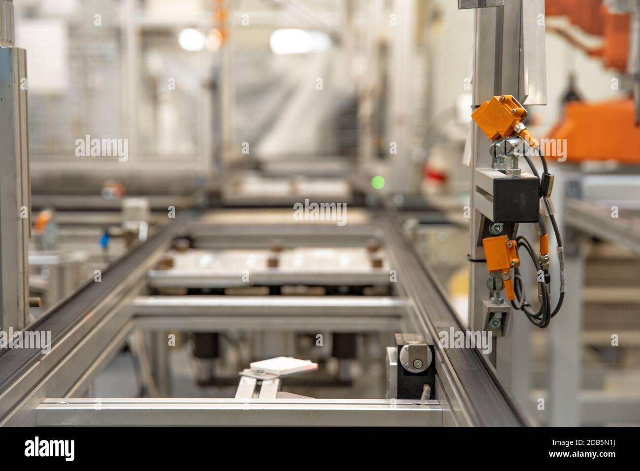 conveyance rail for products during machining automatically by robotic ...