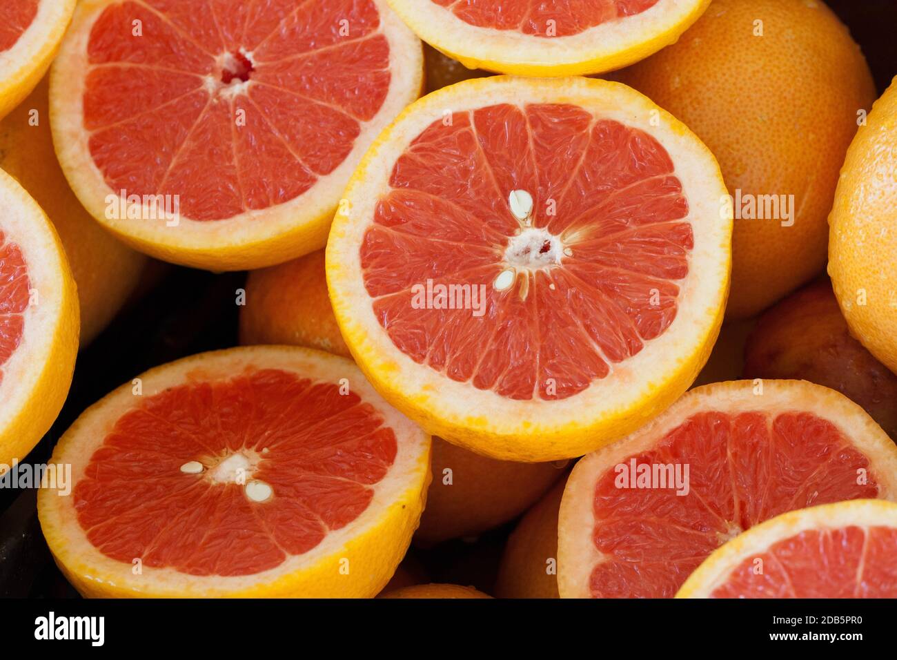 Greengrocer shop full fruit hi-res stock photography and images - Alamy