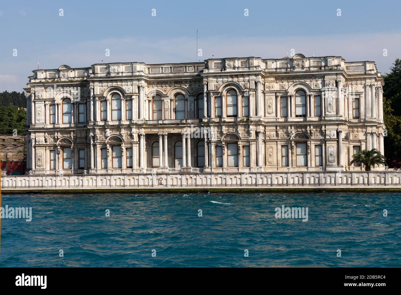 Istambul - Dolmabahçe Palace as seen from the Bosphorus Stock Photo - Alamy