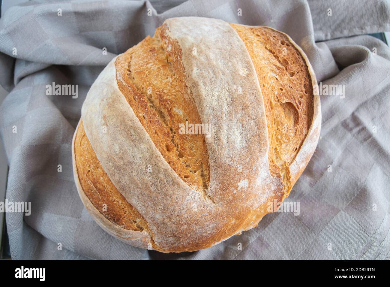 Homemade round bread of wheat flour and spelt Stock Photo - Alamy