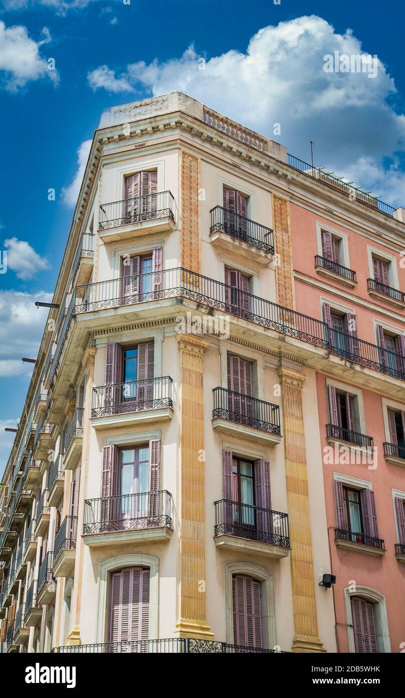 Old Building in Barcelona, Spain Stock Photo - Alamy