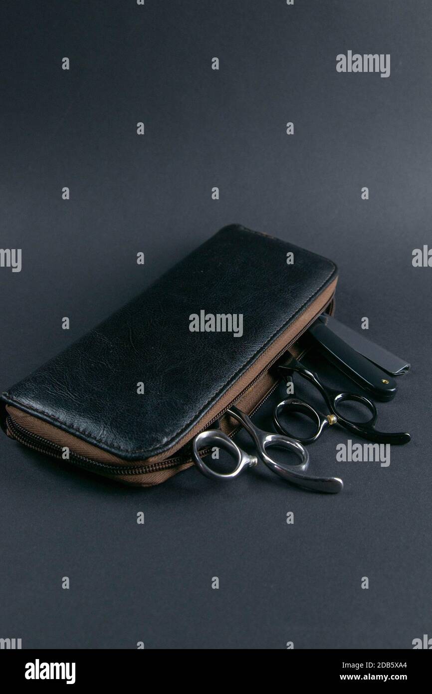 Haircut machines, nozzles of different sizes, combs and gels for ...