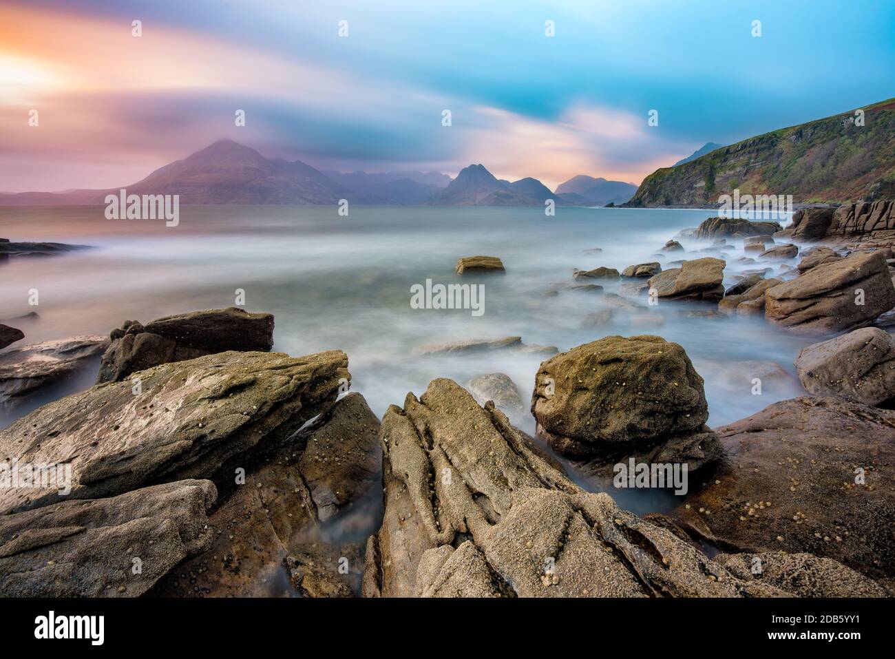Scottish rocks hi-res stock photography and images - Alamy