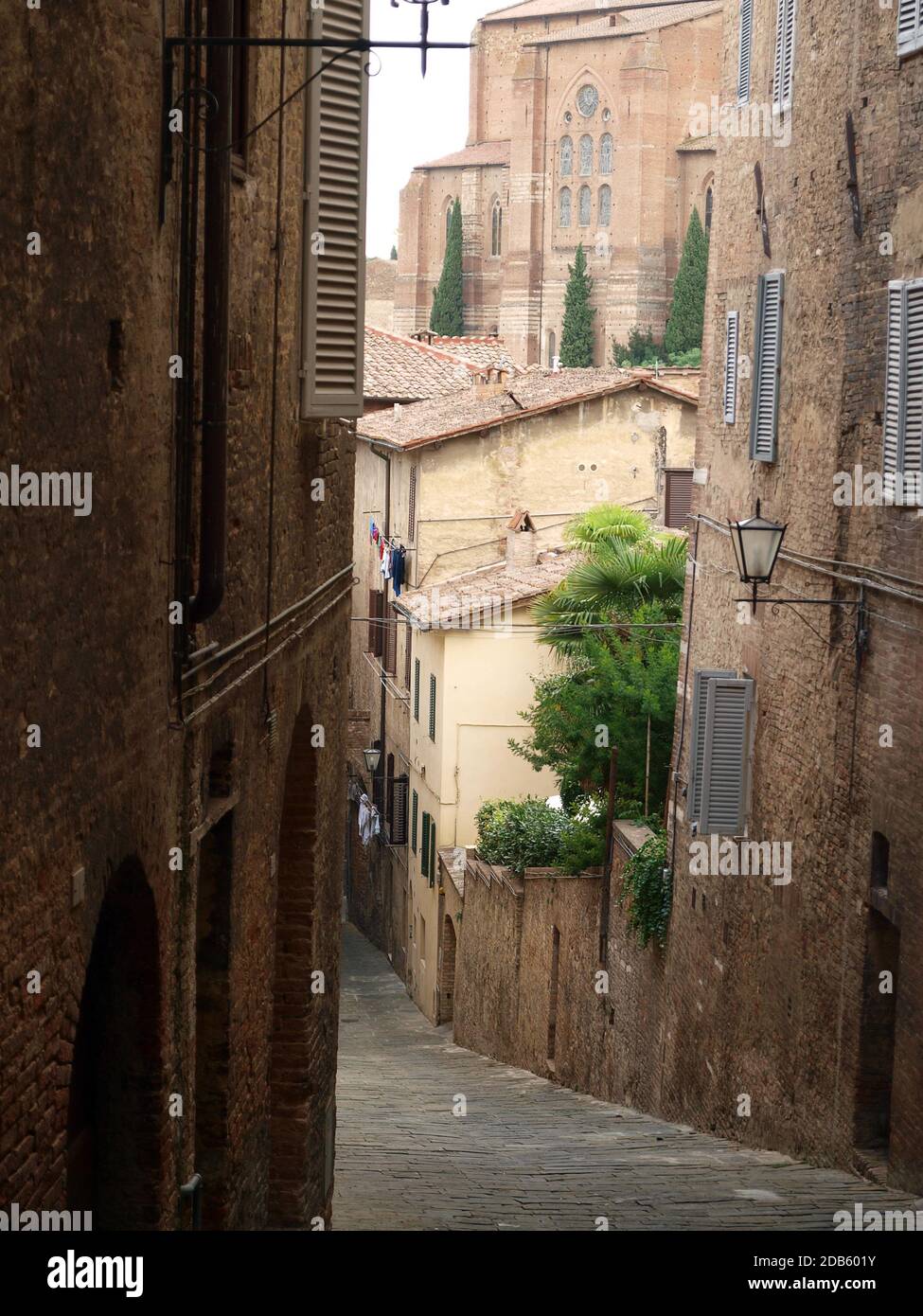 Siena - the medieval climate and characteristic colours Stock Photo - Alamy
