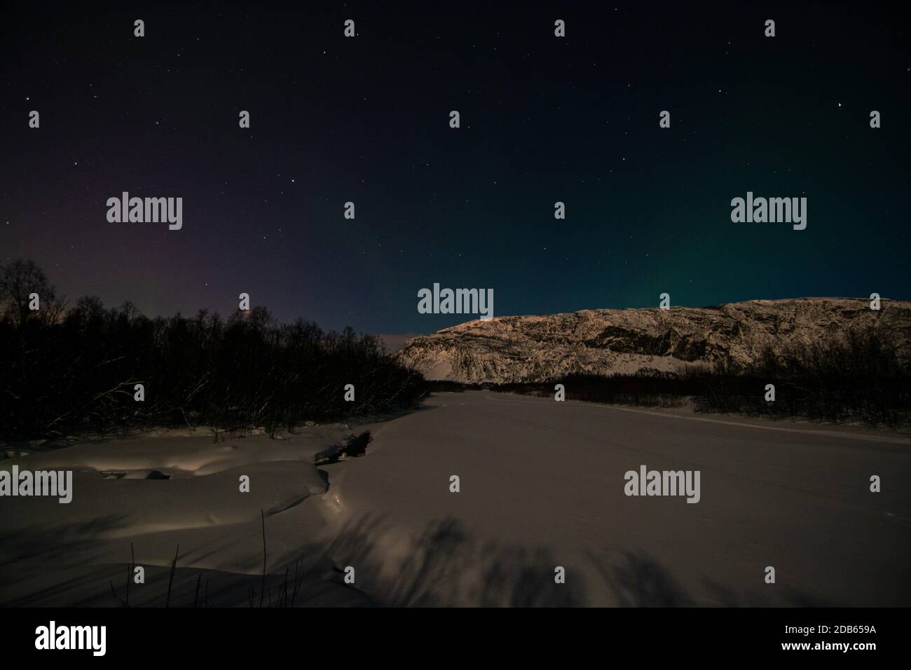 Natural light display in earths sky hi-res stock photography and images ...